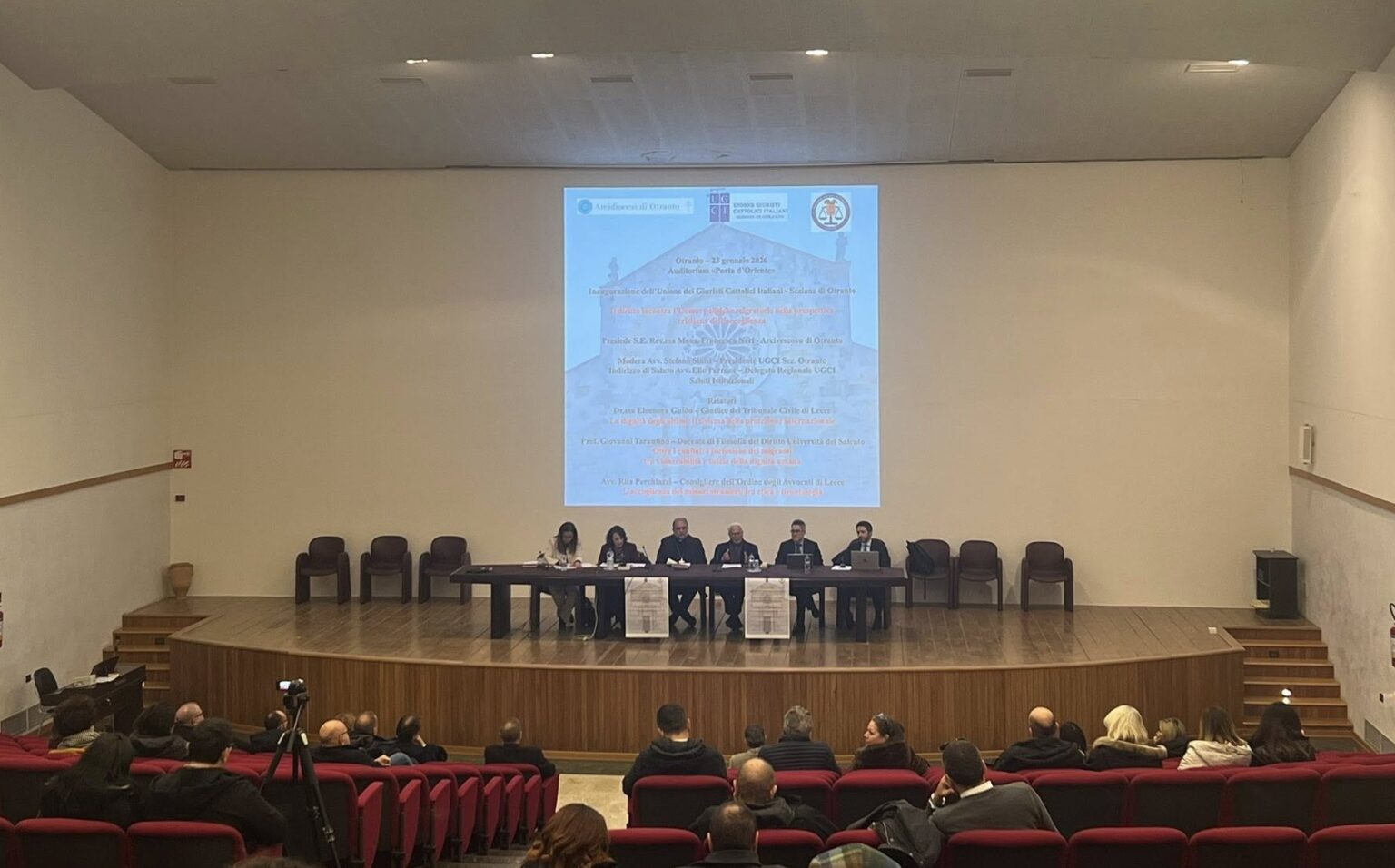 Il diritto incontra l’uomo: politiche migratorie nella prospettiva ...